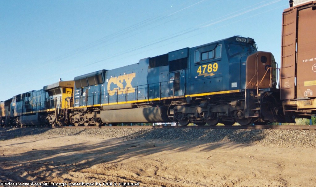 CSXT 4789